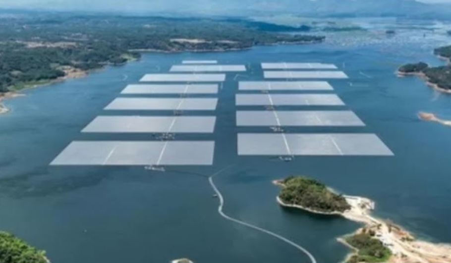 PLN dan Investor Arab Saudi Segera Bangun PLTS Terapung di Danau Singkarak